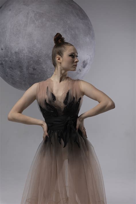 Вечернее платье, расшитое бисером | Alena Kochetkova