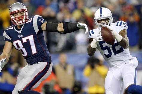 Nfl Says Investigation Into Deflated Footballs Ongoing Wsj