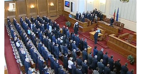 Парламентът одобри временната комисия за изработване на правилника за работа на 44 то НС