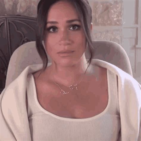 Meghan Meghan Markle Gif Meghan Meghan Markle Markle Discover Share Gifs
