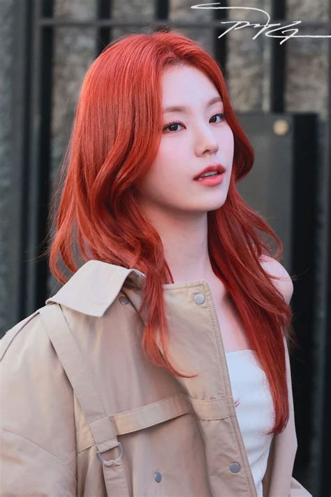 Yeji 2018 2028에 있는 Yeji Stan님의 핀 예쁜 사람