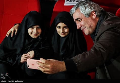 واکنش همسران شهدای مدافع حرم درباره به وقت شام ماجرای اهدای چفیه