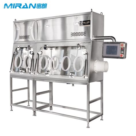 Open And Closed Isolators For Pharmaceutical Industry Pharmaceutical