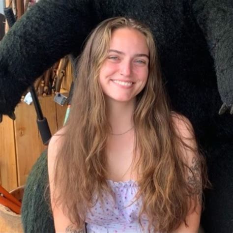 Sarah Miller Information Desk Worker Nashoba Valley Ski Area Linkedin