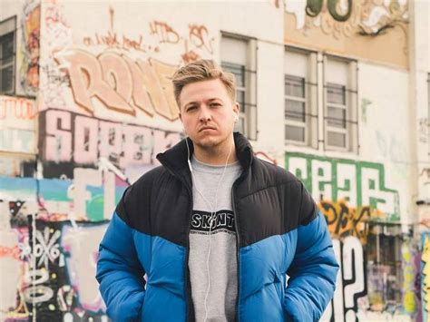 Simon Wilson Net Worth 2023 Wife Age Height Earnings