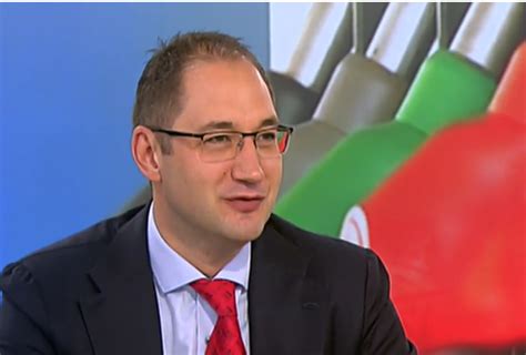 ИКОНОМИСТ Отстъпката за горивата може да стане 75 стотинки Информационна агенция ПИК