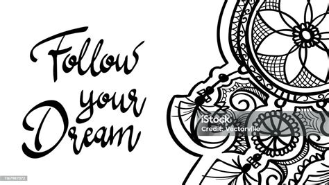 카드 포스터는 당신의 꿈을 따라 깃털 드림 캐처 문신 Mehndi 디자인 검은 낙서 손으로 그린 윤곽 윤곽 윤곽 흰색에 격리