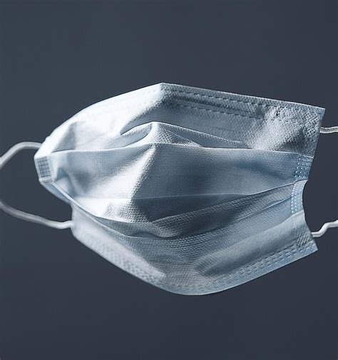 Од денес задолжително носење на заштитна опрема за покривање на носот и устата Ohridnews