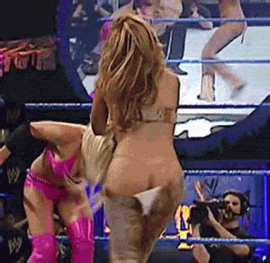 S Wardrobe Malfunction