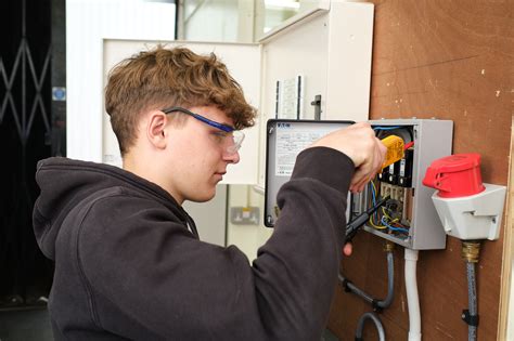 Electrical Courses At Boston College Connect Life With Learning