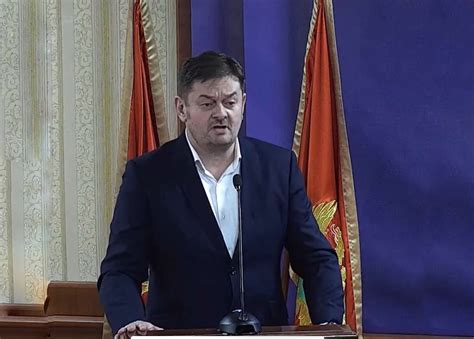 УВЕЋАНЕ ПРЕМИЈЕ ЗА МЛИЈЕКО И ПРОИЗВОДЊУ СИРА ПВ СВИТАЊЕ