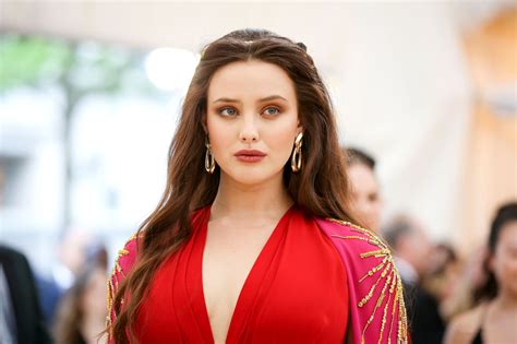 Download Blue Eyes Depth Of Field Lipstick Earrings Long Hair Brunette Actress Australian