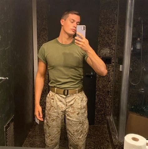 Pin Su Purple Hearts