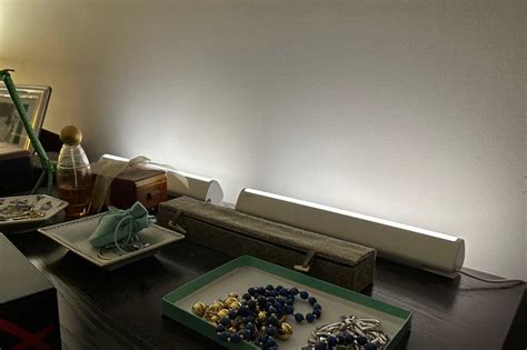 Wiz Bar Linear Light Review Splash Some Color On Your Walls Pcworld