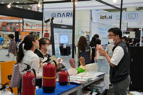 2023 에듀플러스위크 미래교육박람회 포토갤러리 제15회 2024 에듀플러스위크 미래교육박람회