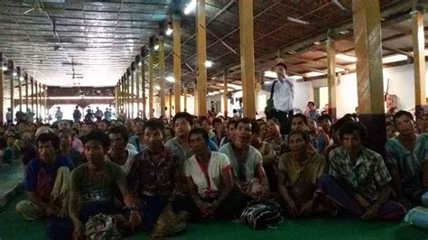 Dvb မဲသေဝါ စစ္ေဘးေရွာင္ျပည္သူ ၃၀၀၀ ေက်ာ္ကို အစိုးရက စားနပ္ရိကၡာအကူအညီေပးအပ္