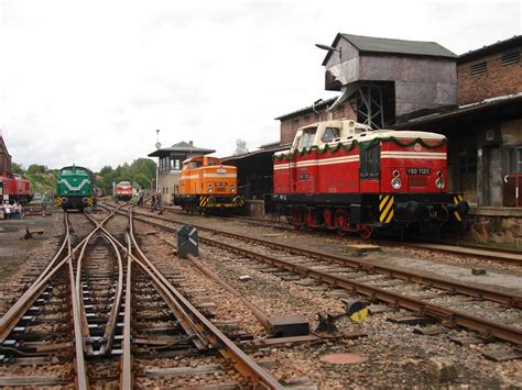 Arbeiten an Diesellok V60 1120 - Sächsisches Eisenbahnmuseum Chemnitz ...