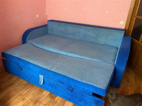 Диван б у розкладний 1 000 грн Меблі для спальні Слобожанське на Olx