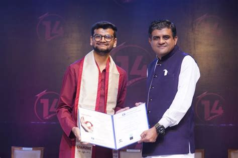 bhavya parekh on linkedin 🎉 thrilled to celebrate a significant milestone graduating with a