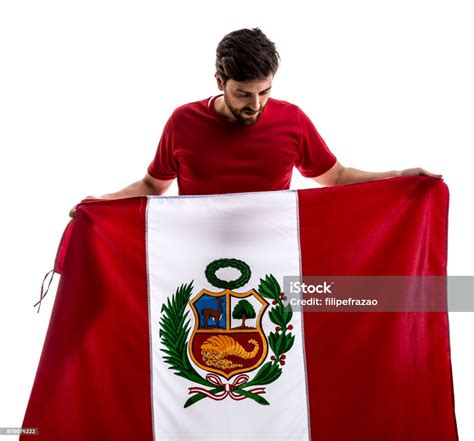 페루 팬 흰색 바탕에는 축 하 하는 스포츠 선수 Championship에 대한 스톡 사진 및 기타 이미지 Championship 경쟁 국가 대표 Istock