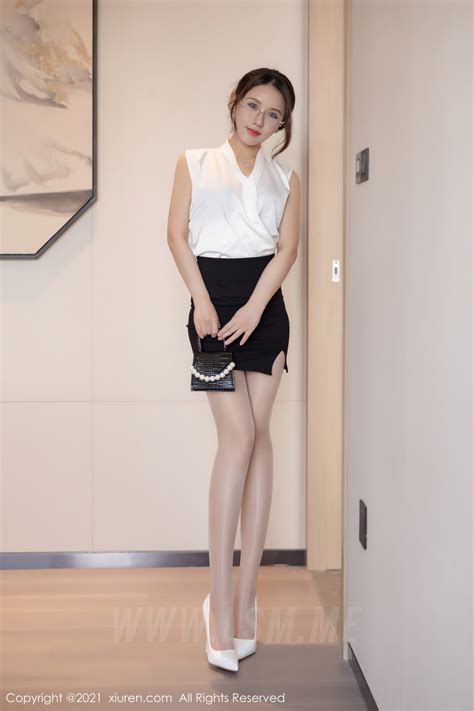 Xiuren 秀人 No3623 眼镜ol 徐安安 无水印私房照片流出 无限云图网