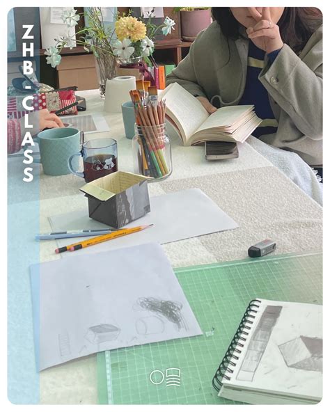 제로헌드레드 Zerohundred 百 News 일정 맞고 마음 맞는 동료만 있다면 언제든지 열릴 수 있는 비정기 소모임 매주 금요일 오전에 꾸준히 열리고 있는