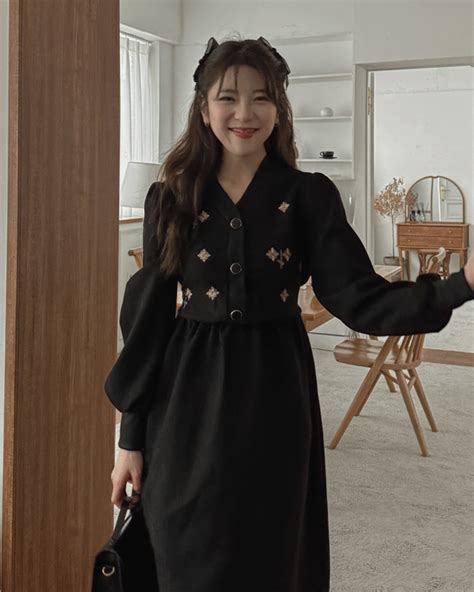 무료당일출고 가을 긴팔 플라워 자수 V브이넥 꽃무늬 셔츠 니트 롱원피스 에이블리