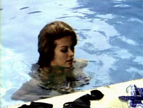 Голая Фанни Кано в Las Amiguitas De Los Ricos