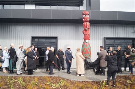 Ruakura Superhub Kmart Opens Distribution Centre In Hamilton Introduces Robots To Stores Nz
