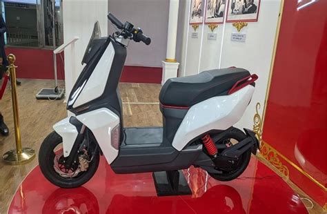 दिसंबर में लॉन्च होगा Lml इलेक्ट्रिक स्कूटर कंपनी ने शुरू की बुकिंग्स Lml Electric Scooter