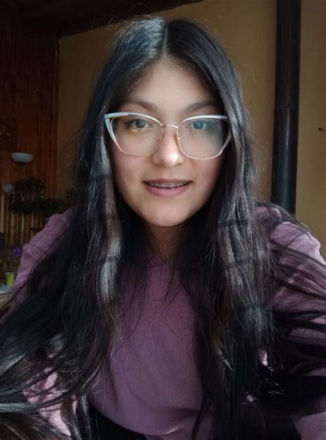 Daniela Valdés Instituto Milenio Base