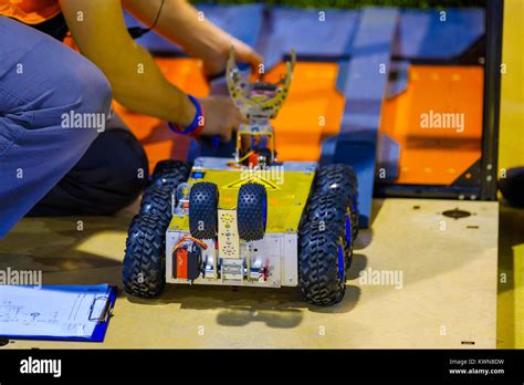 Line Tracking Stem Ev3 Robot Stock Photo Alamy