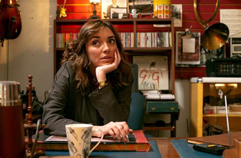 Regina Blandón Habla Con Vogue Sobre Sin Hijos La Comedia De Netflix