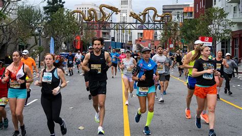La Marathon Runners Receive Option To Acquire Medals At Mile 18 Aol