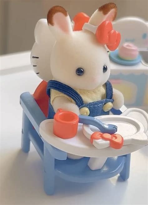 Hello Kitty 🎀 Calico Critters Families Cute Toys Sylvanian Families