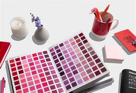 2023 팬톤 올해의 컬러 비바 마젠타 디자인 뉴스