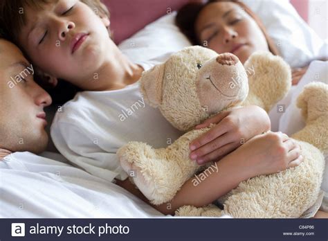 Mom Son Sleeping Together Teddy Hi Res Stock Photography And Images Alamy