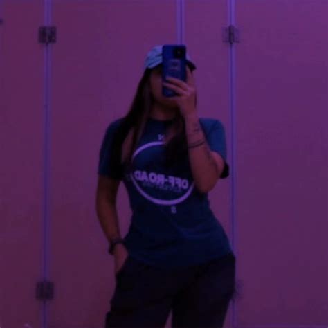 Yuni Yunuel Ink Threads Say More