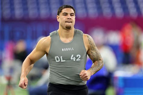 Laiatu Latu Scouting Report Exploring The Ucla Edge Defenders Strengths And Weaknesses