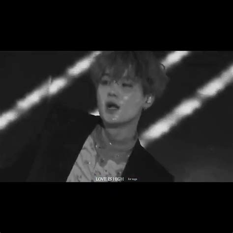 롯팸 하늘색셔츠 땀에젖은 민윤기가 보고싶다고 윤기 Youtube