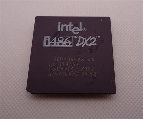 Intel 486dx2 Tiny Transistors