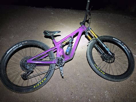 Flash Review — 2024 Yeti Sb140 Blister