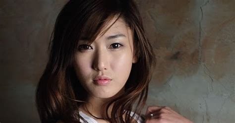 ခင္ခင္တို ့လင္မယား ျမန္မာစစ္စစ္အသစ္ အျပာမူဗီမ်ား