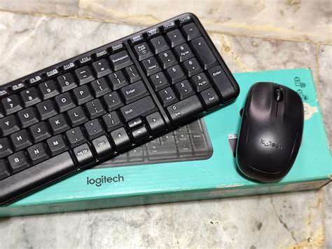 Logitech Mk215 Bluetooth Keyboard And Mouse Computers And Tech Parts And Accessories Computer