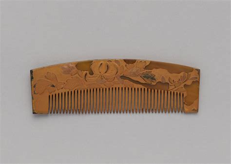 菊蒔絵擬鼈甲櫛 文化遺産オンライン