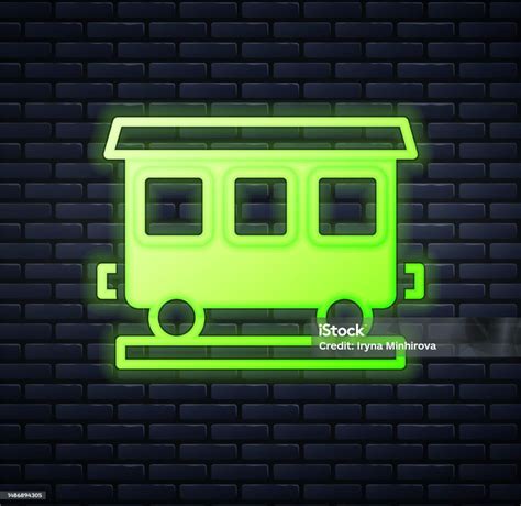 벽돌 벽 배경에 고립 된 빛나는 네온 여객 열차 자동차 아이콘 철도 마차 벡터 교육 강좌에 대한 스톡 벡터 아트 및 기타 이미지 교육 강좌 교통수단 기관차 Istock