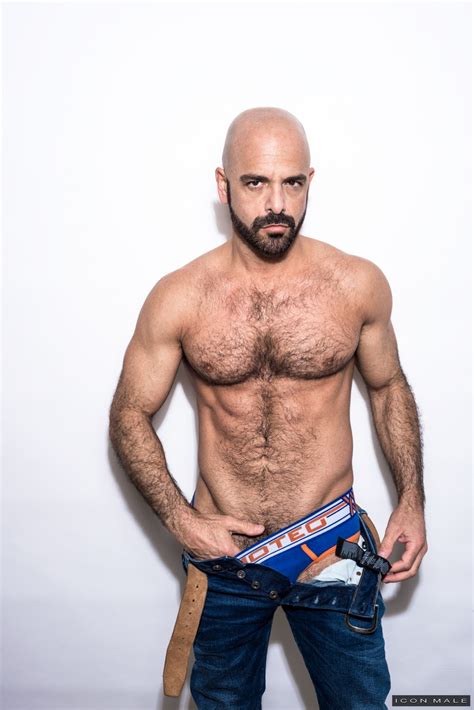 Brutos Eros Adam Russo Ii