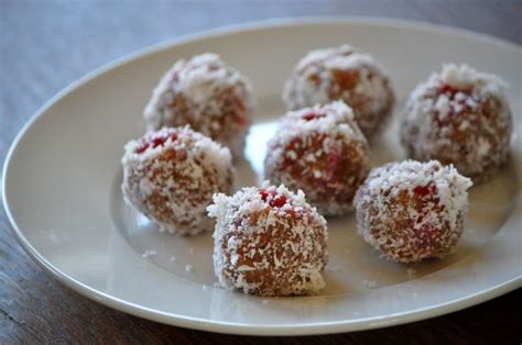 Raw Strawberry Raspberry Timbits Recipe