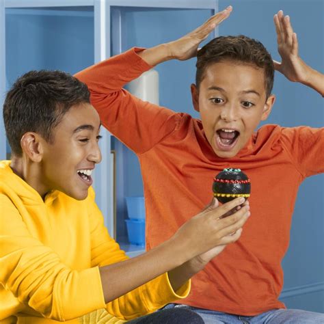 Juego Mesa Hasbro G0126 Atomix