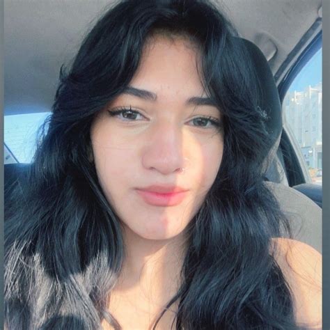 Beya Denguir Beyadenguir Snapchat Stories Spotlight And Lenses